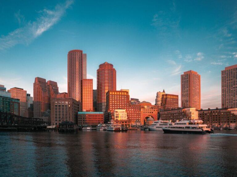 Dinner Cruises in Boston Harbor: An Unforgettable Night 2025